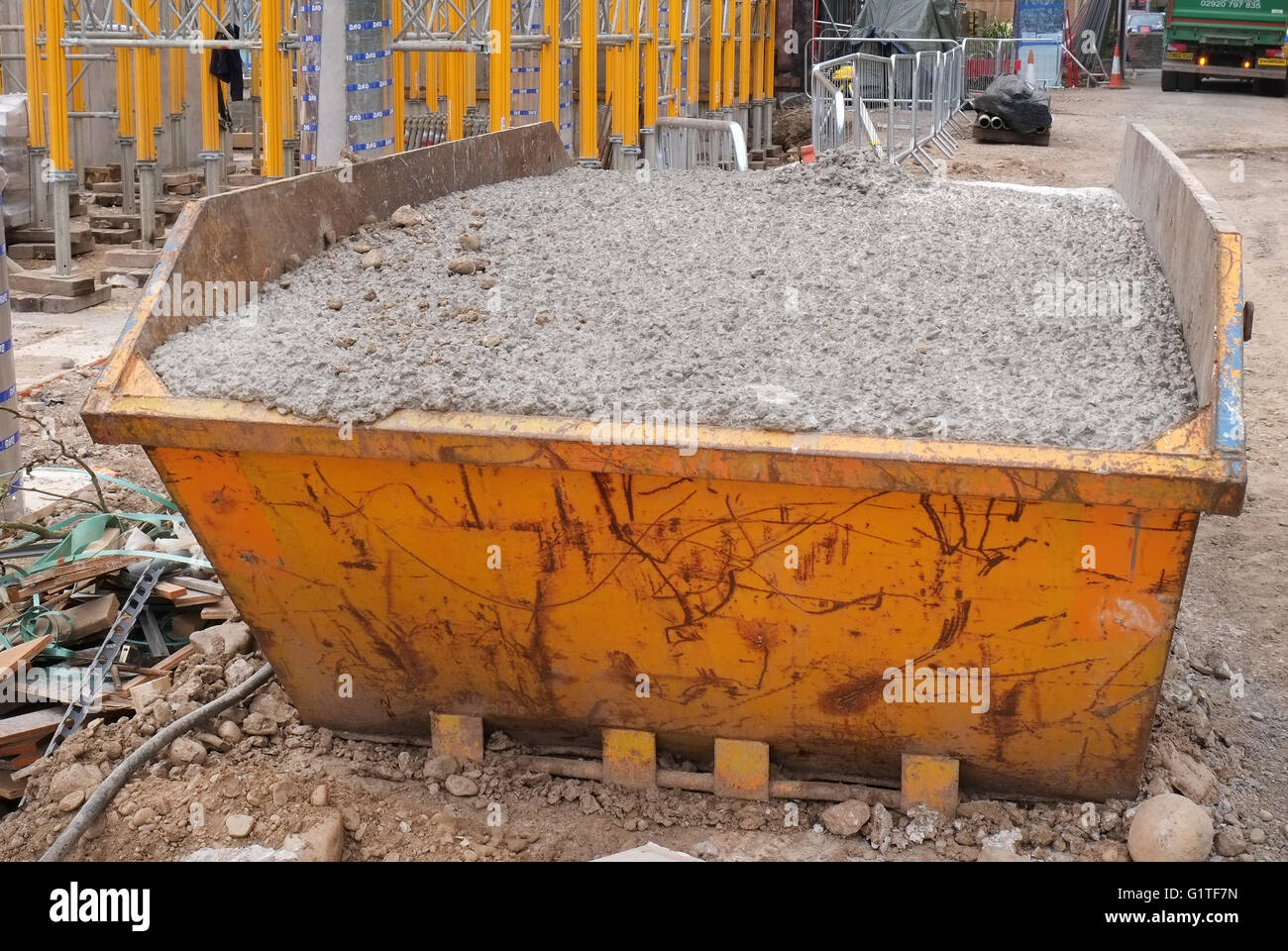 Concrete skip hi-res stock photography and images - Alamy