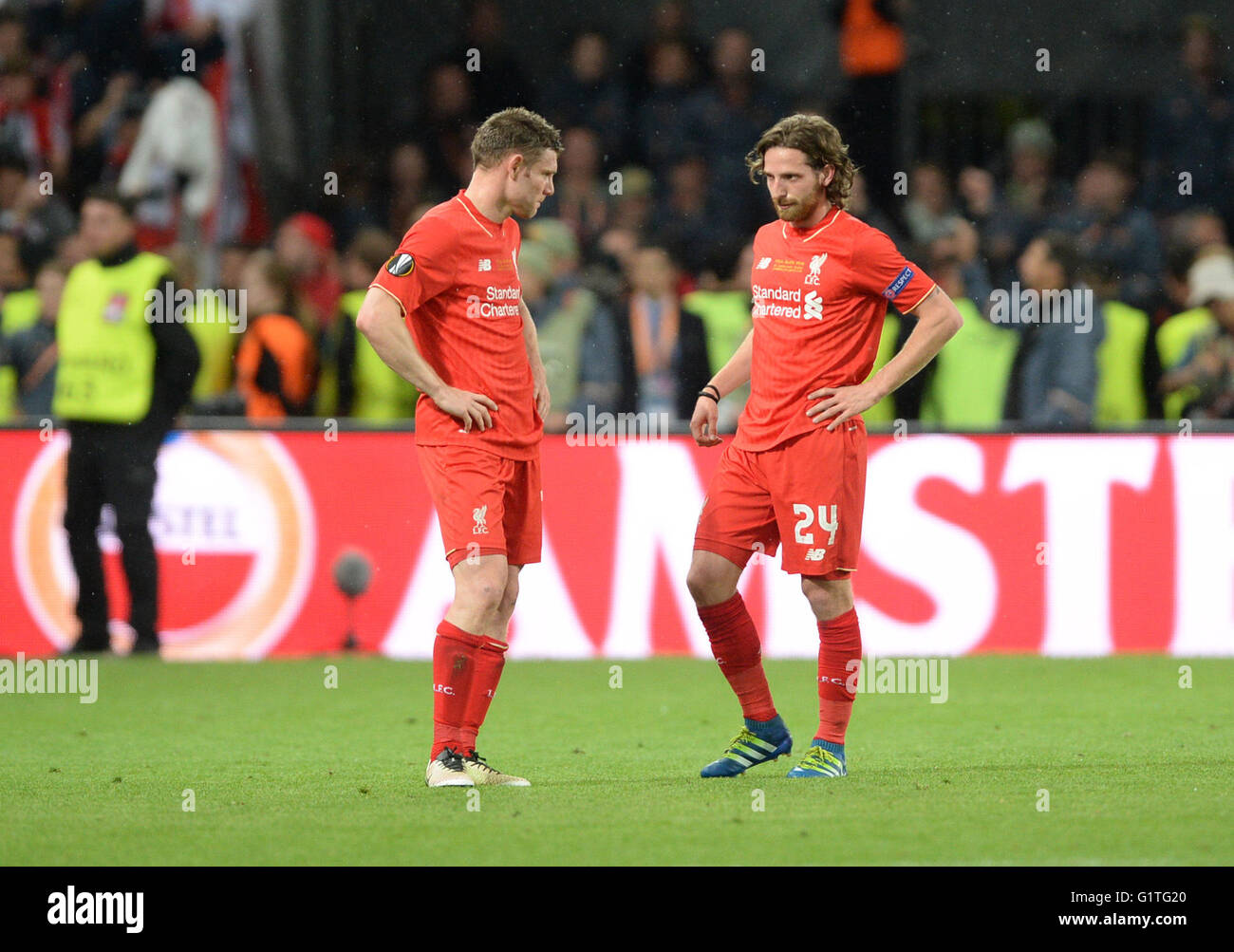 James milner futbol hi-res stock photography and images - Alamy
