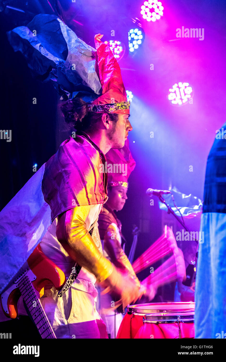 Brighton fringe spiegeltent hi-res stock photography and images - Alamy