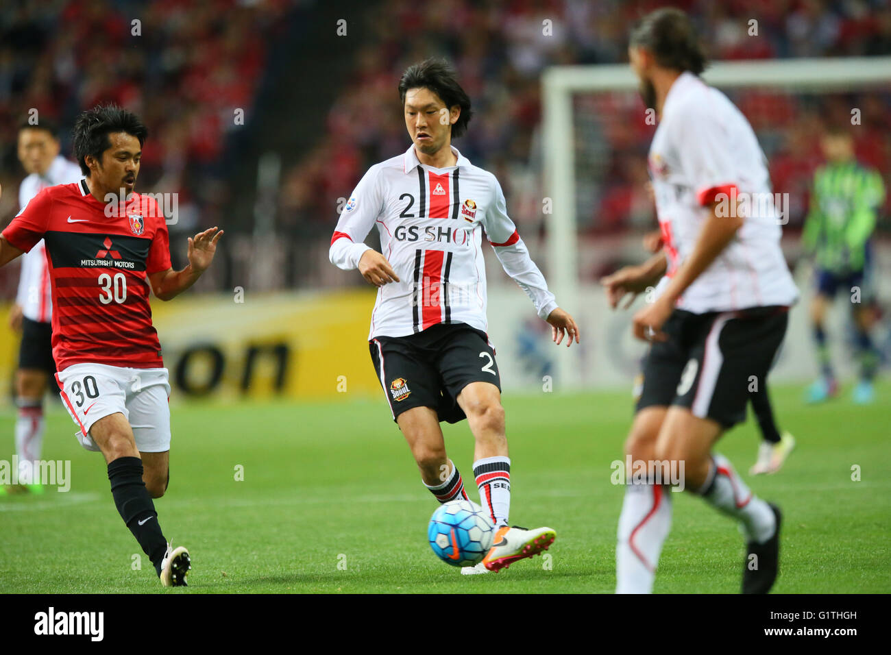 Saitama Stadium 2002, Saitama, Japan. 18th May, 2016. (L to R) Shinzo ...