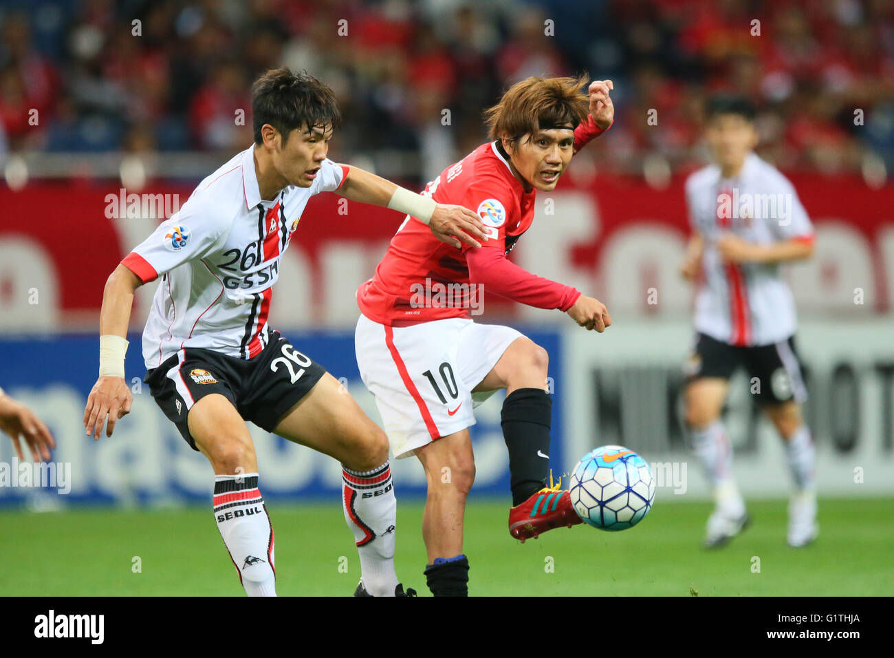 Saitama Stadium 2002, Saitama, Japan. 18th May, 2016. (L to R) Kim ...