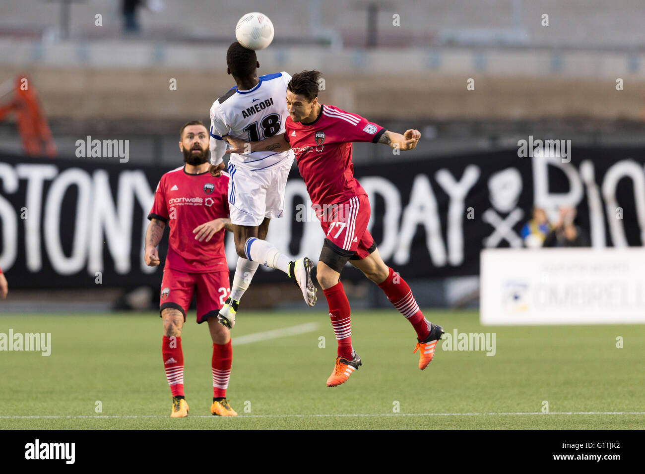 18 jump hi-res stock photography and images - Alamy