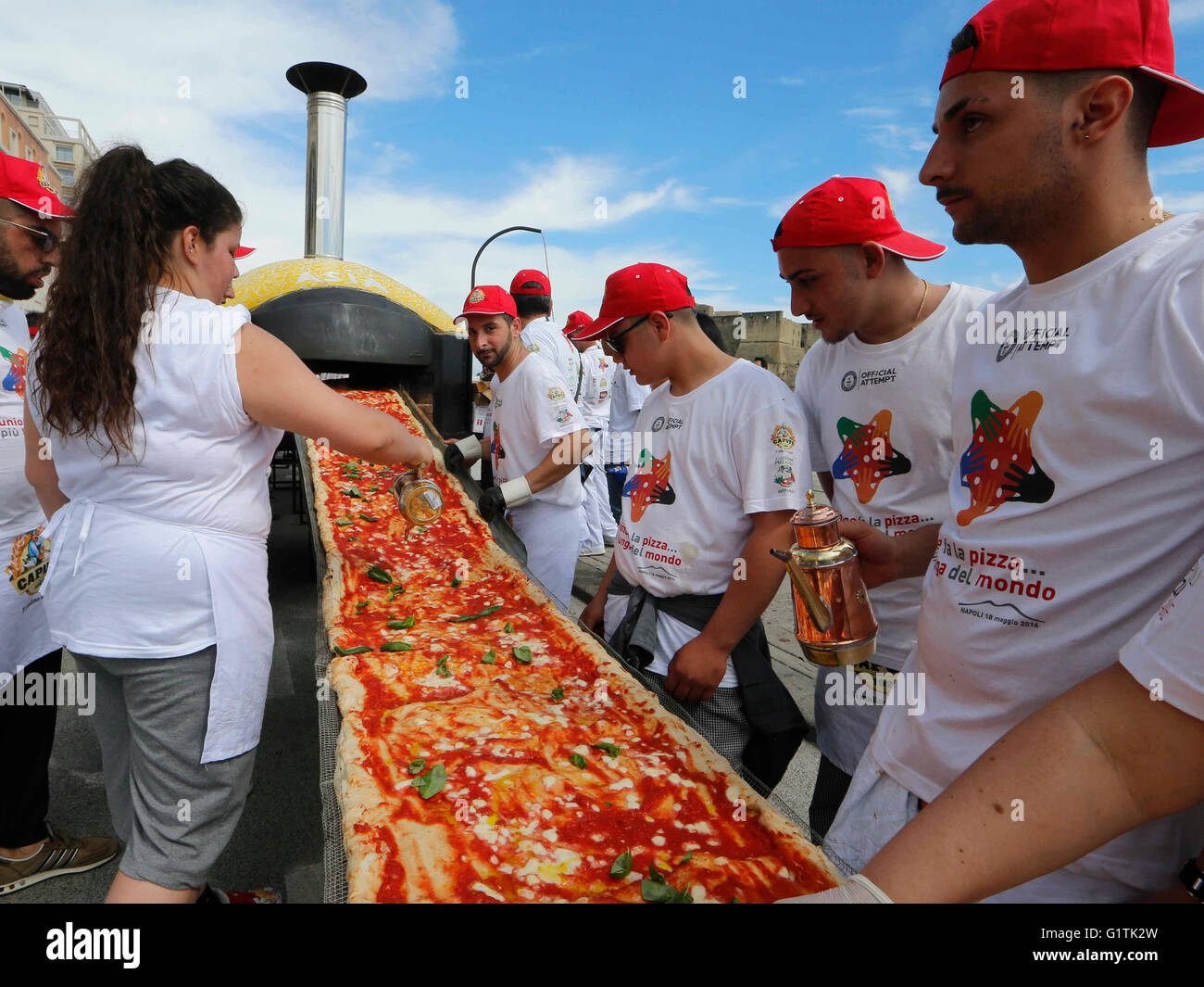 Pizza world record hi-res stock photography and images - Alamy