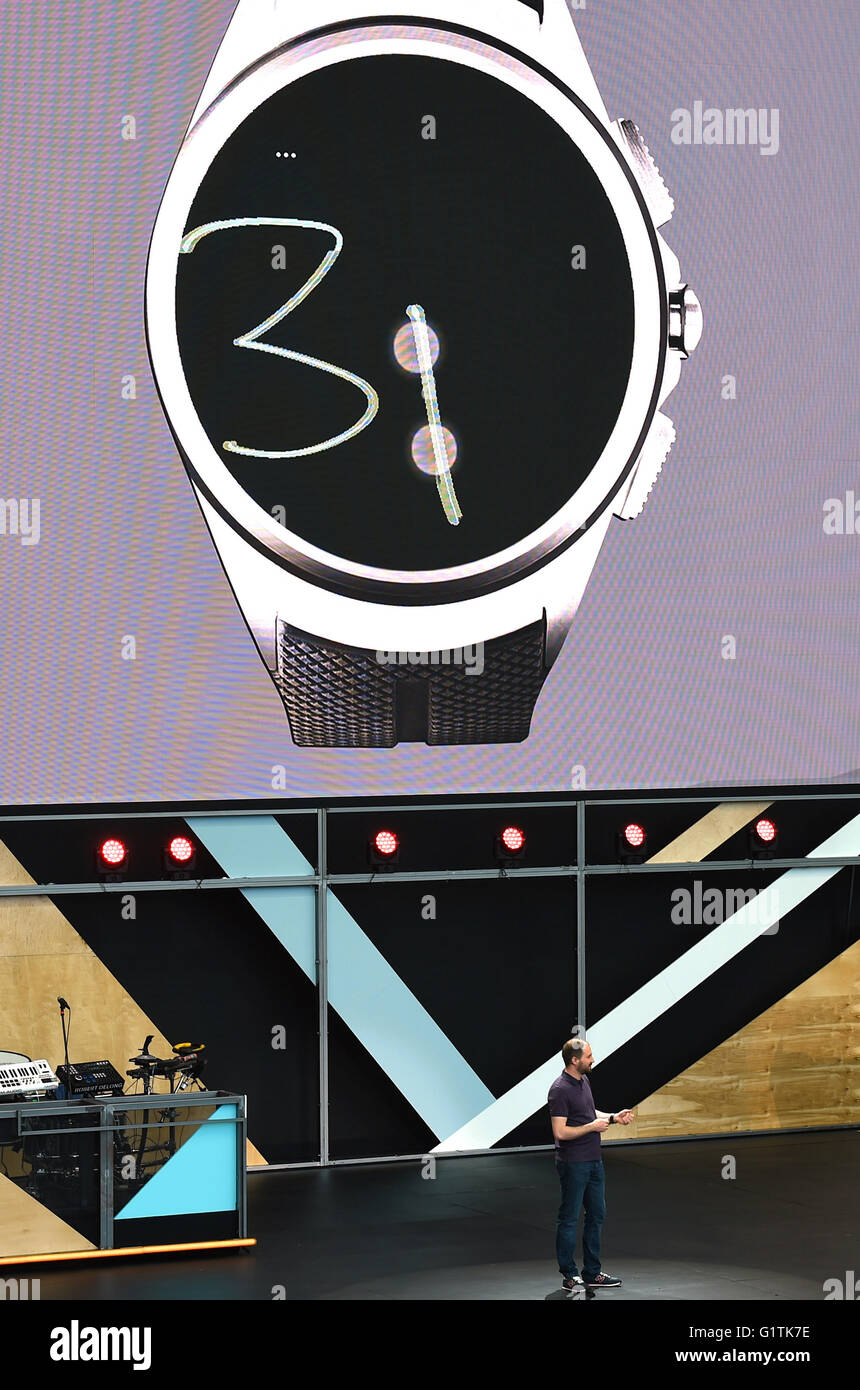 Android 18 hi-res stock photography and images - Alamy