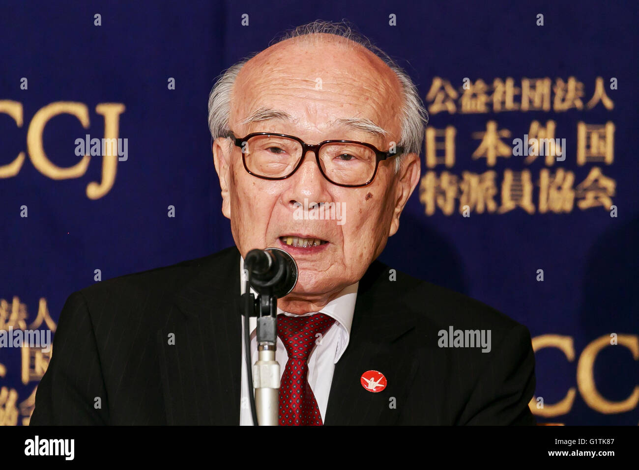 Tokyo, Japan. 19th May, 2016. Terumi Tanaka, Hibakusha and Secretary ...