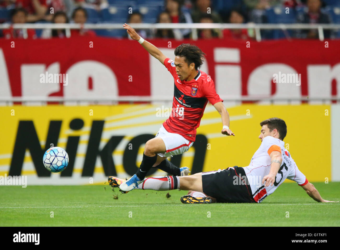 Saitama Stadium 2002, Saitama, Japan. 18th May, 2016. (L to R) Yoshiaki ...