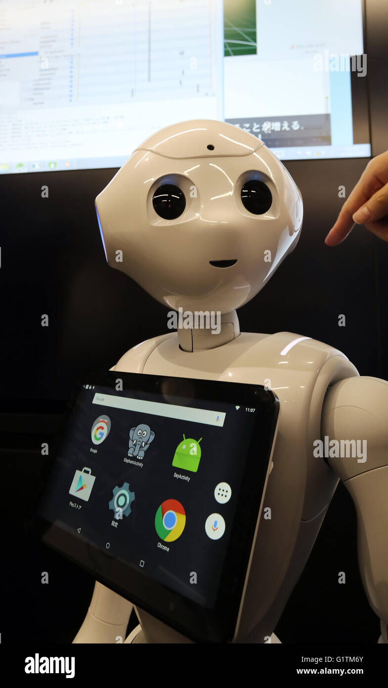 Tokyo, Japan. 19th May, 2016. Japanese telecom giant Softbank's ...