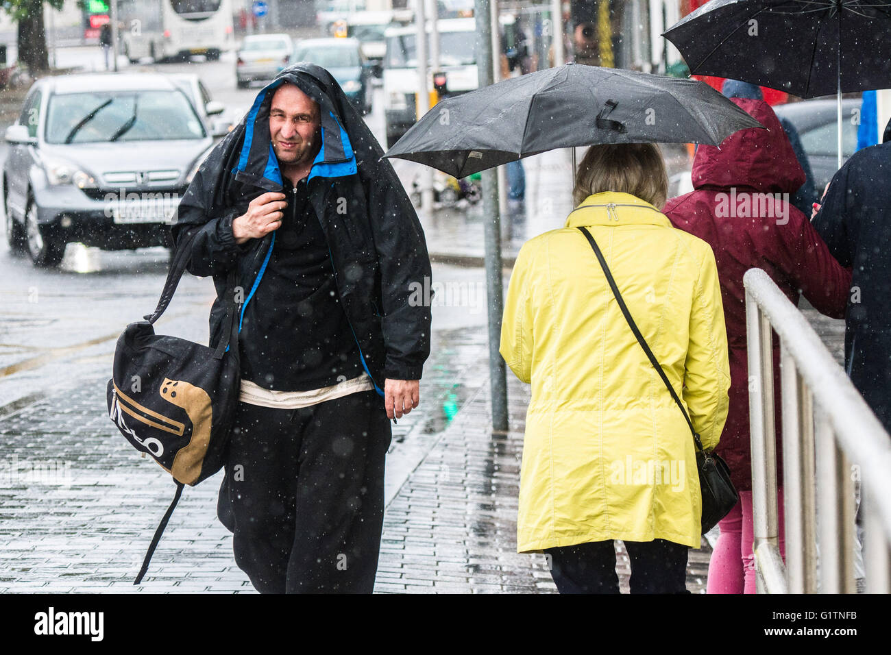 Aberystwyth Wales UK, Thursday 19 May 2016 UK weather: after days of ...