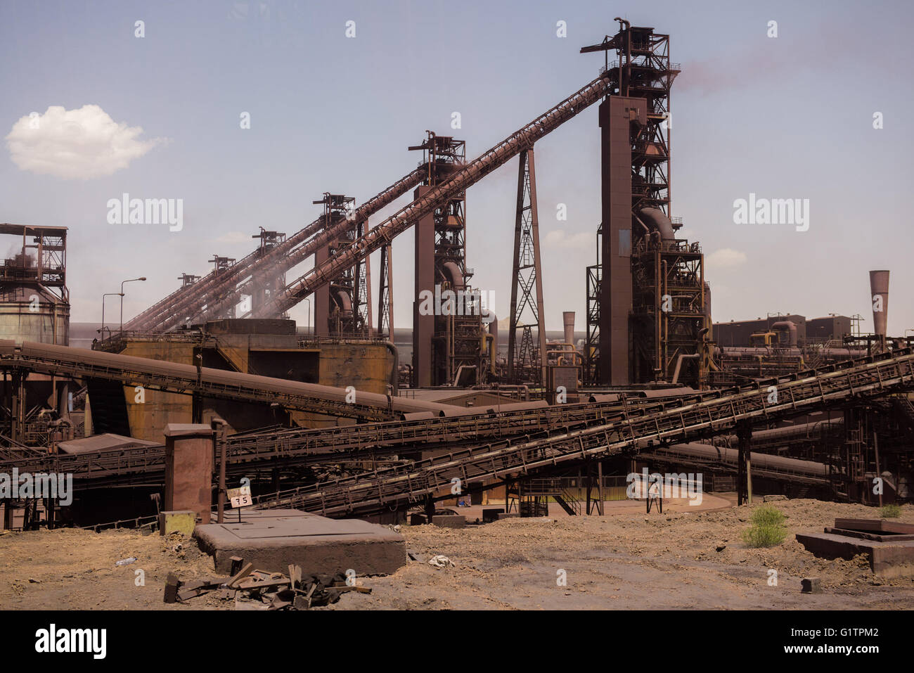 Esfahan, Iran. 19th May, 2016. The Mobarakeh steel plant in Esfahan ...