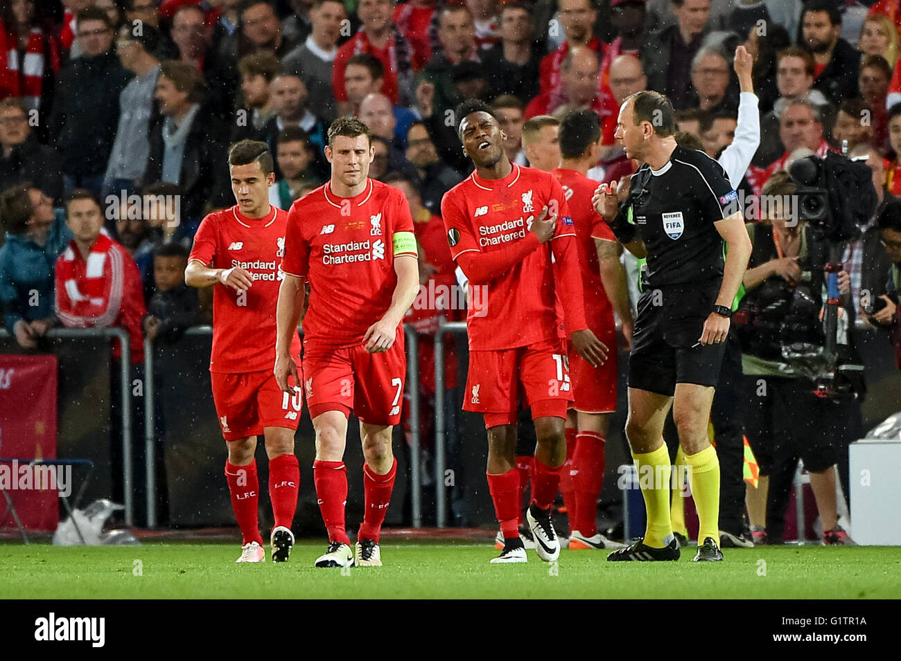 Basel, Switzerland. 18th May, 2016. Liverpool players protest with ...