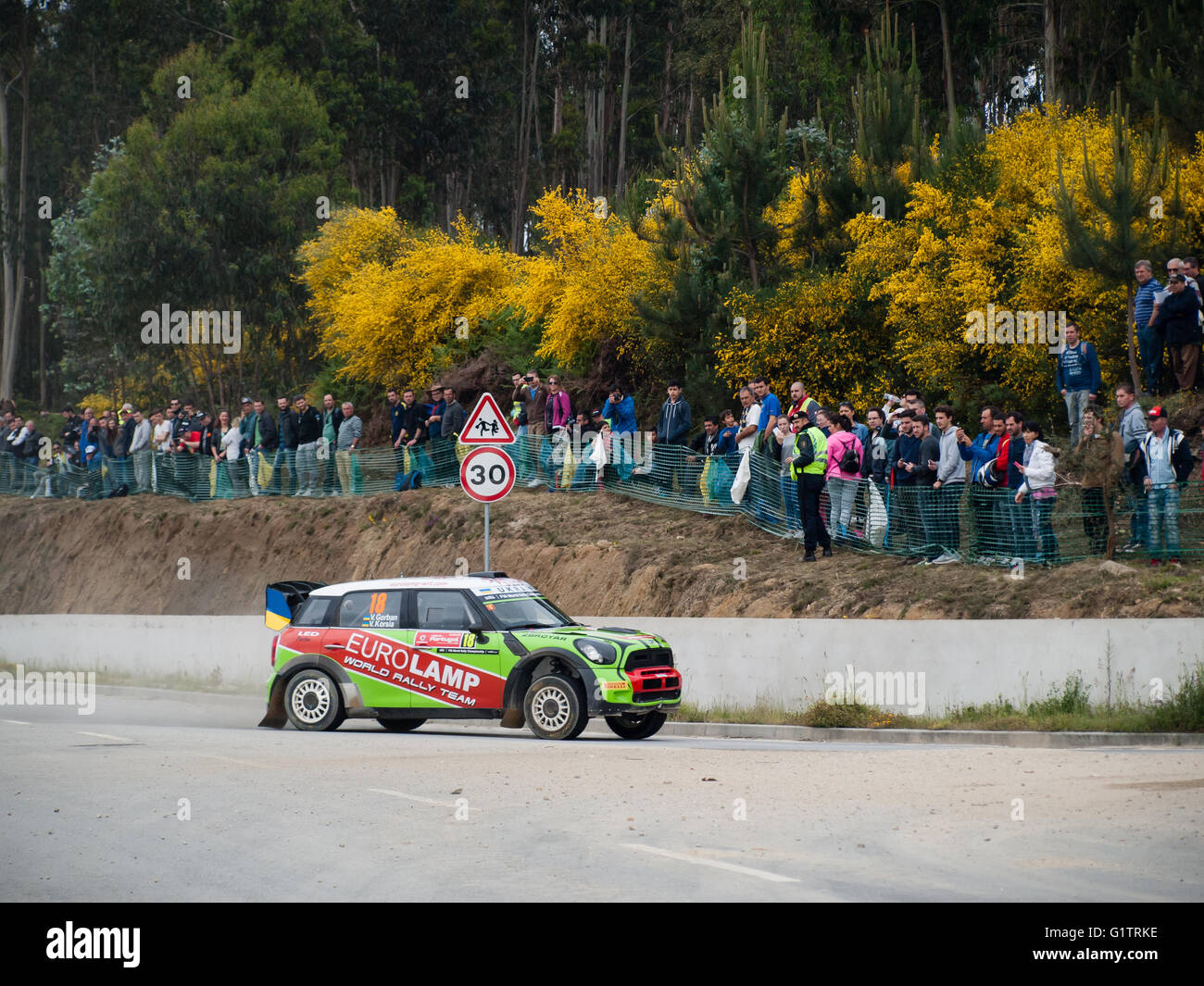Bmw wrc cars hi-res stock photography and images - Alamy