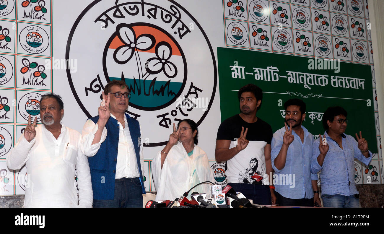 Kolkata, India. 19th May, 2016. From Left Mukul Roy, Derek O'Brain ...
