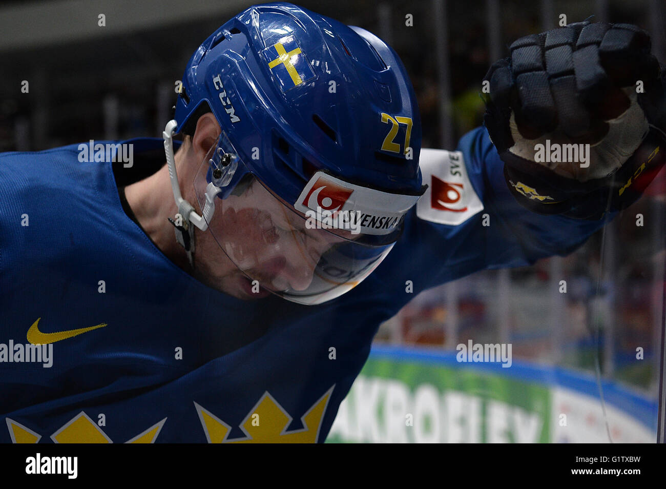 Canada Russia Hockey High Resolution Stock Photography and Images - Alamy