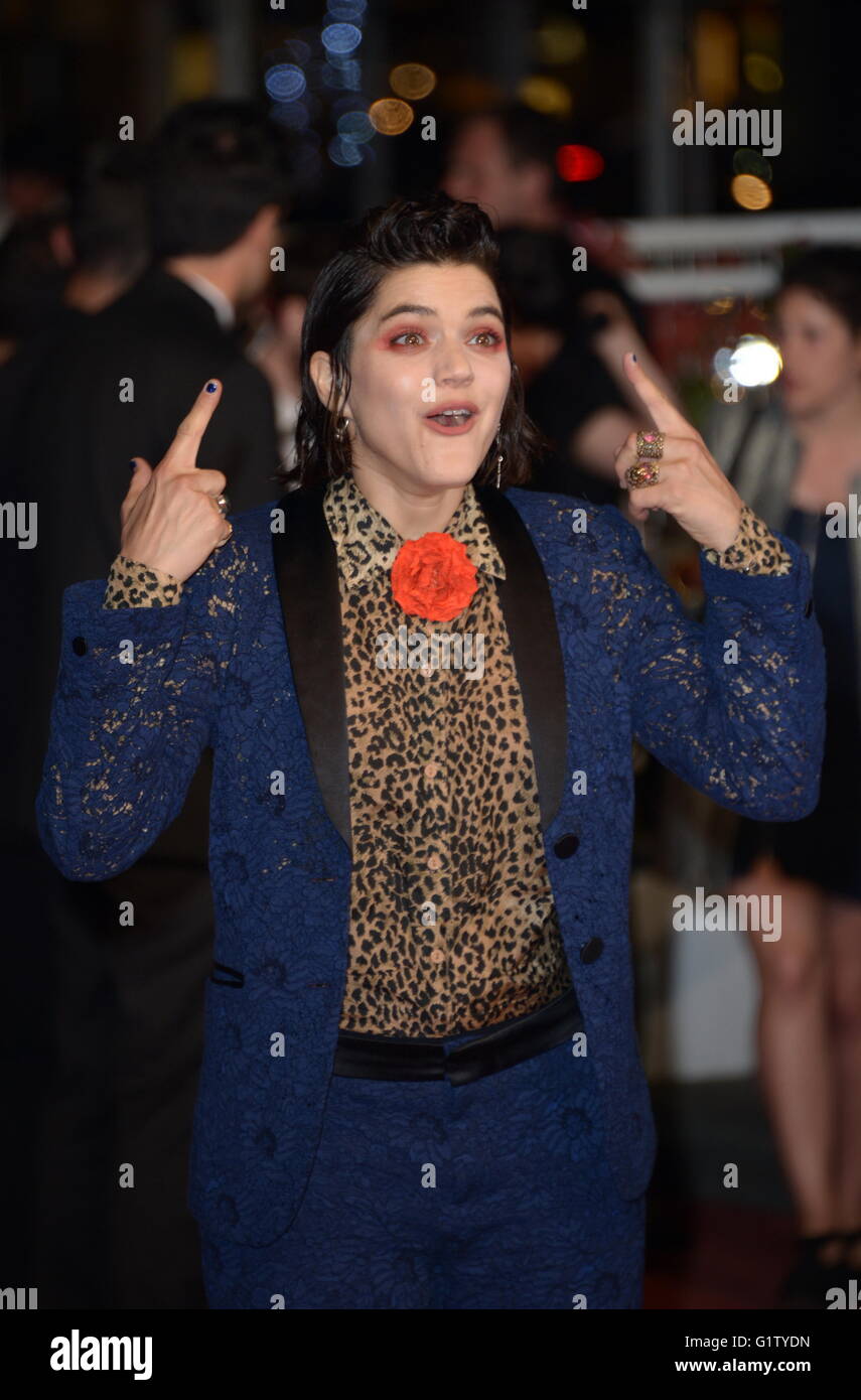 Soko singer hi-res stock photography and images - Alamy
