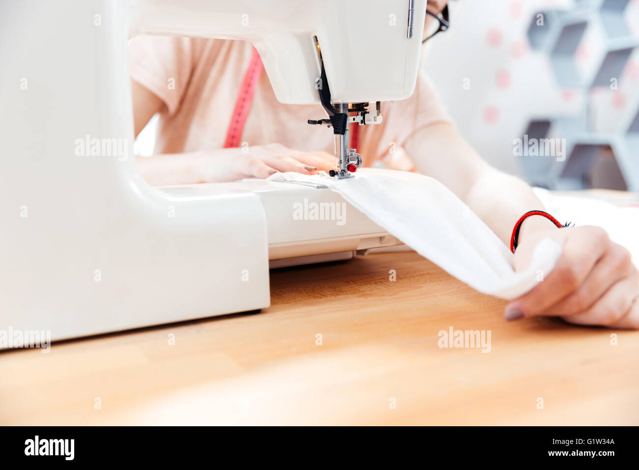 The young seamstress hi-res stock photography and images - Alamy