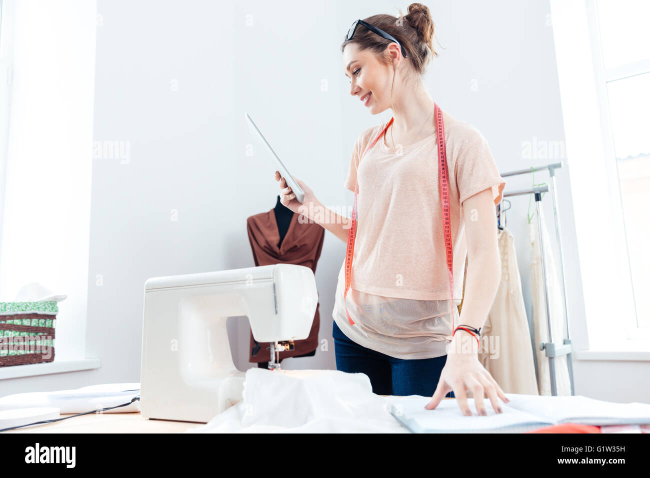 Portable sewing machine hi-res stock photography and images - Alamy