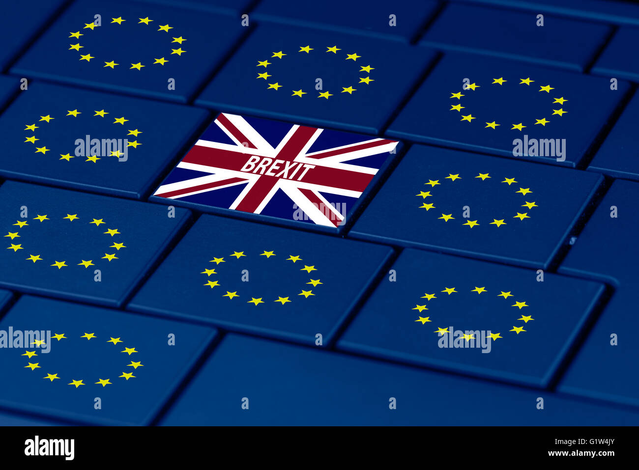 Suitcase symbol on stock hi-res stock photography and images - Alamy