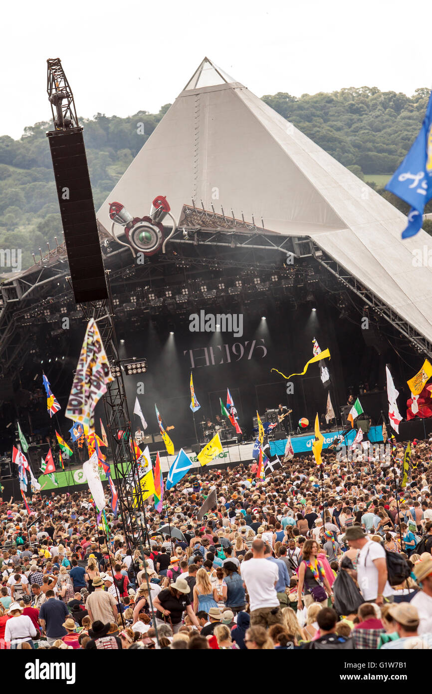 Pyramid stage glastonbury 2014 hi-res stock photography and images - Alamy