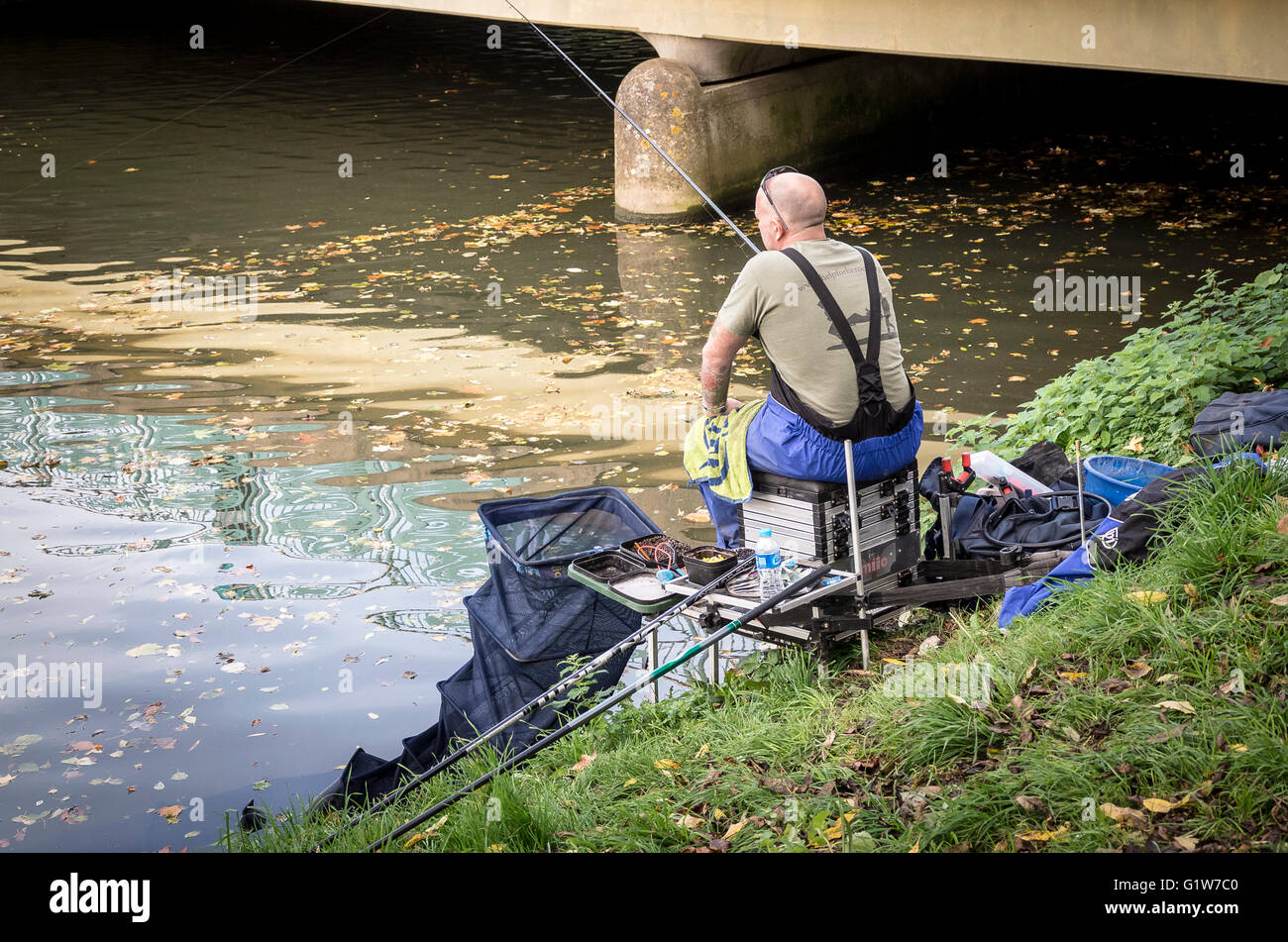 Angler and bank hi-res stock photography and images - Alamy