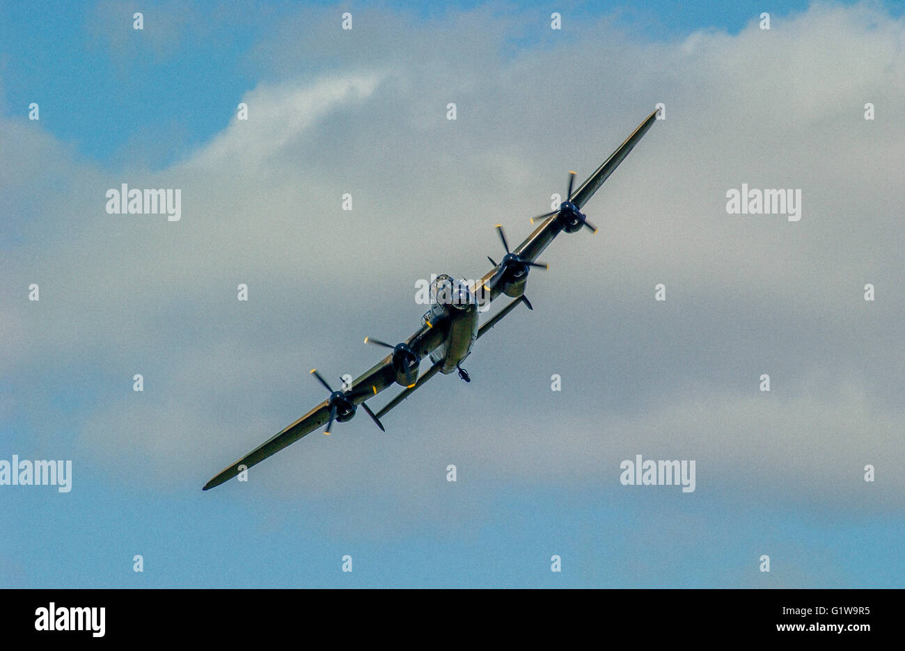 Lancaster aeroplane hi-res stock photography and images - Alamy