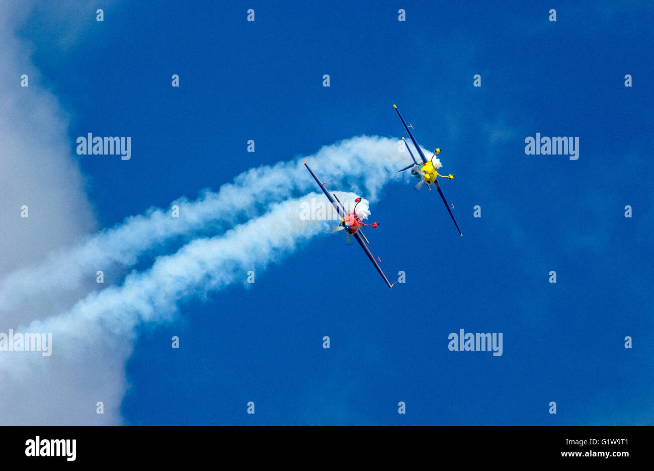 Extra flugzeugbau ea300 planes hi-res stock photography and images - Alamy