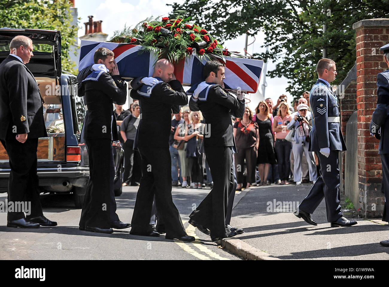 The funeral of Henry Allingham, the world's oldest man, the oldest ...