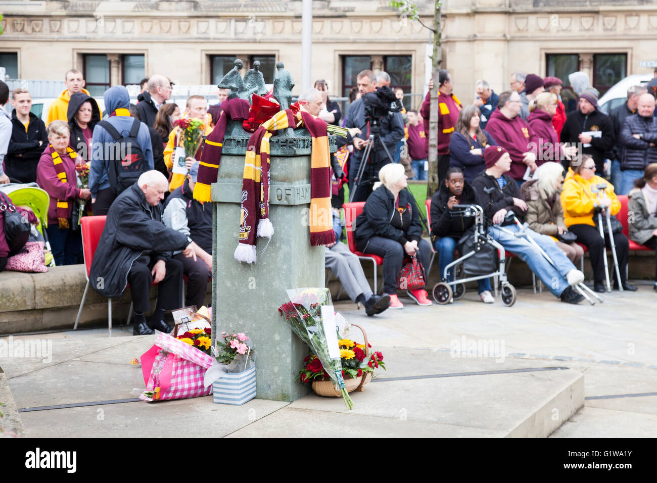 Bradford City, Valley parade fire, 31 years remembrance service in ...