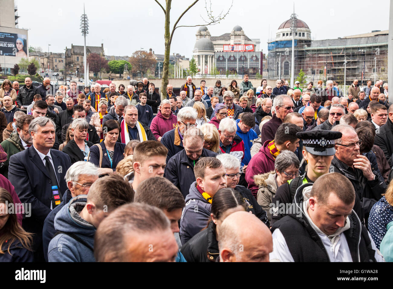 Bradford City, Valley parade fire, 31 years remembrance service in ...