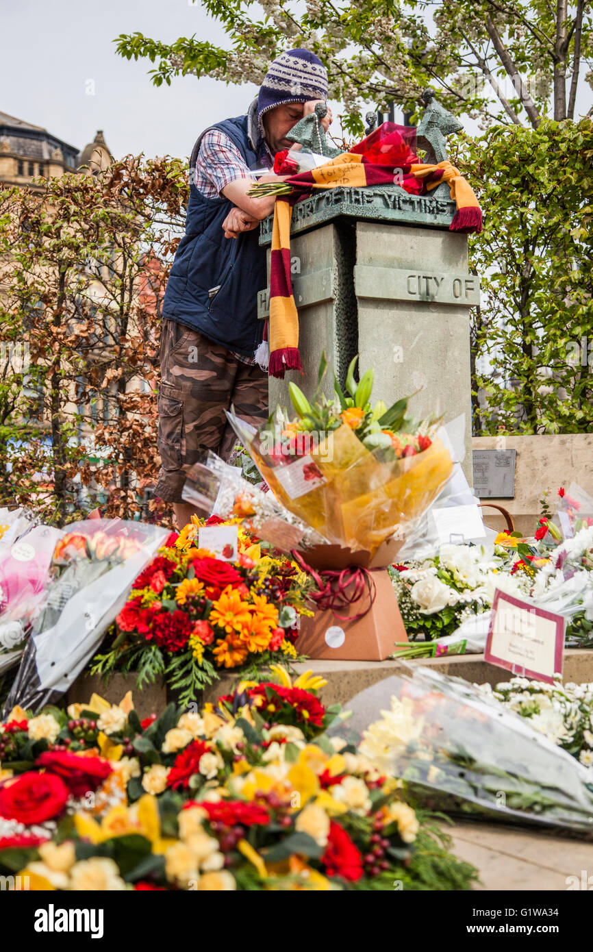Bradford City, Valley parade fire, 31 years remembrance service in ...