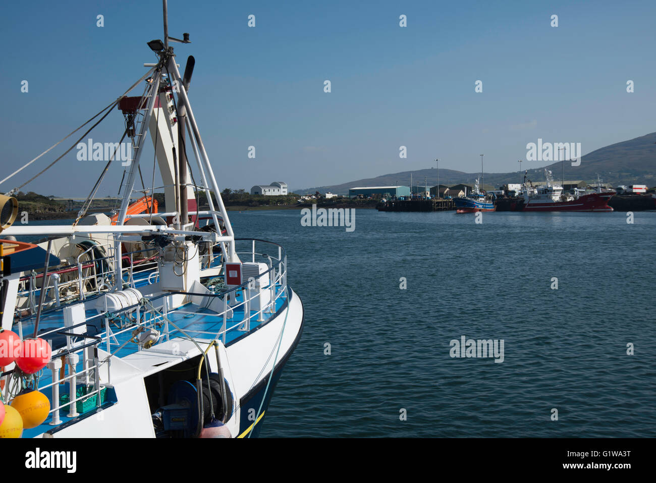 Gill netter fishing boat S175 Sowenna seen here at Castletownbere Stock ...
