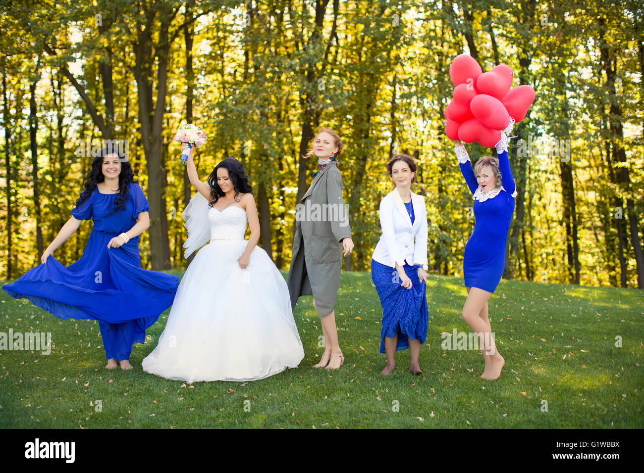 Bride dancing outside hi-res stock photography and images - Alamy