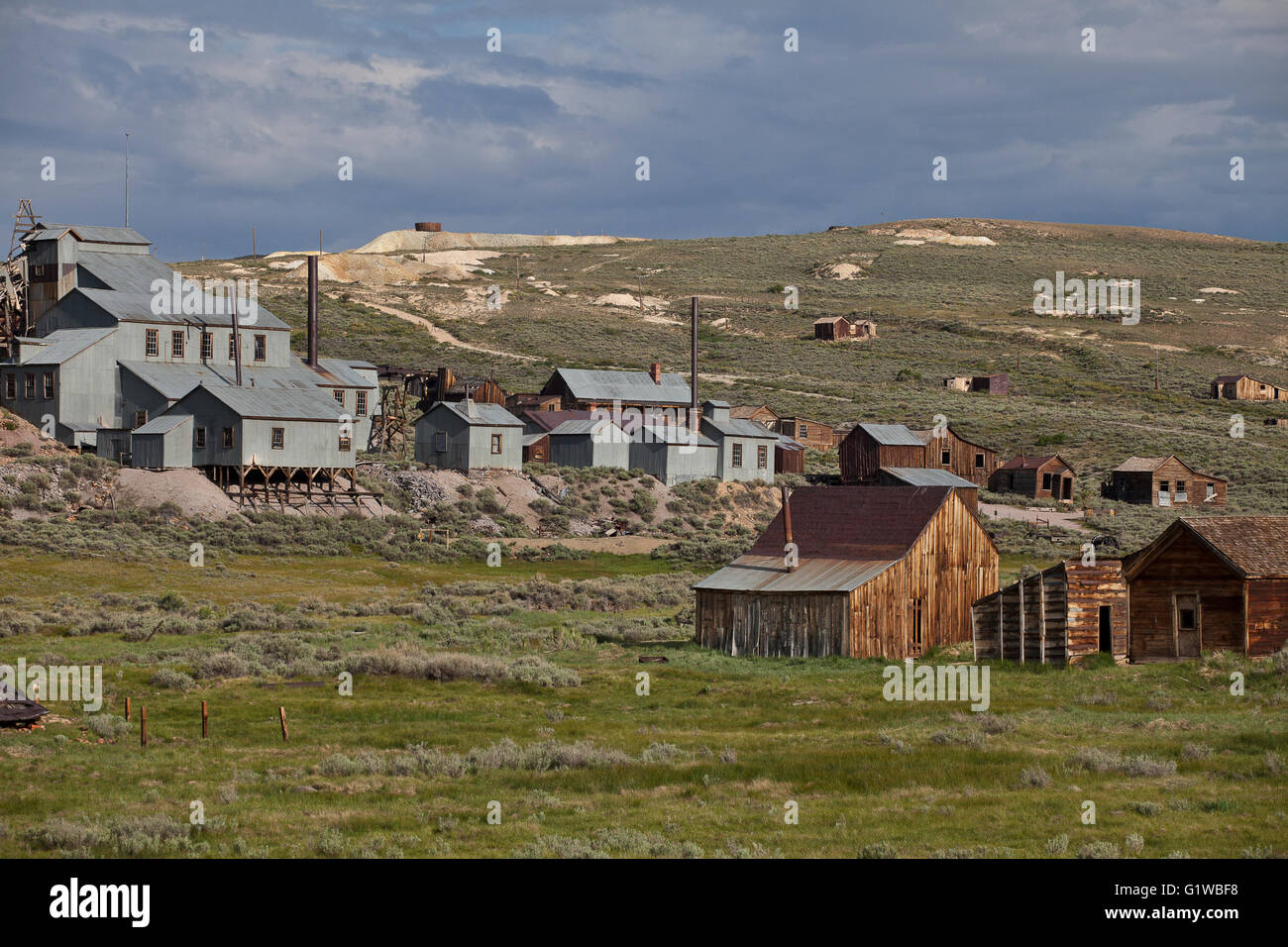 The deserted ghost town of Bodie Hills in California's Eastern Sierra ...