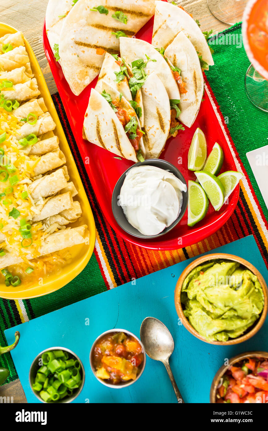 Fiesta de buffet hi-res stock photography and images - Alamy