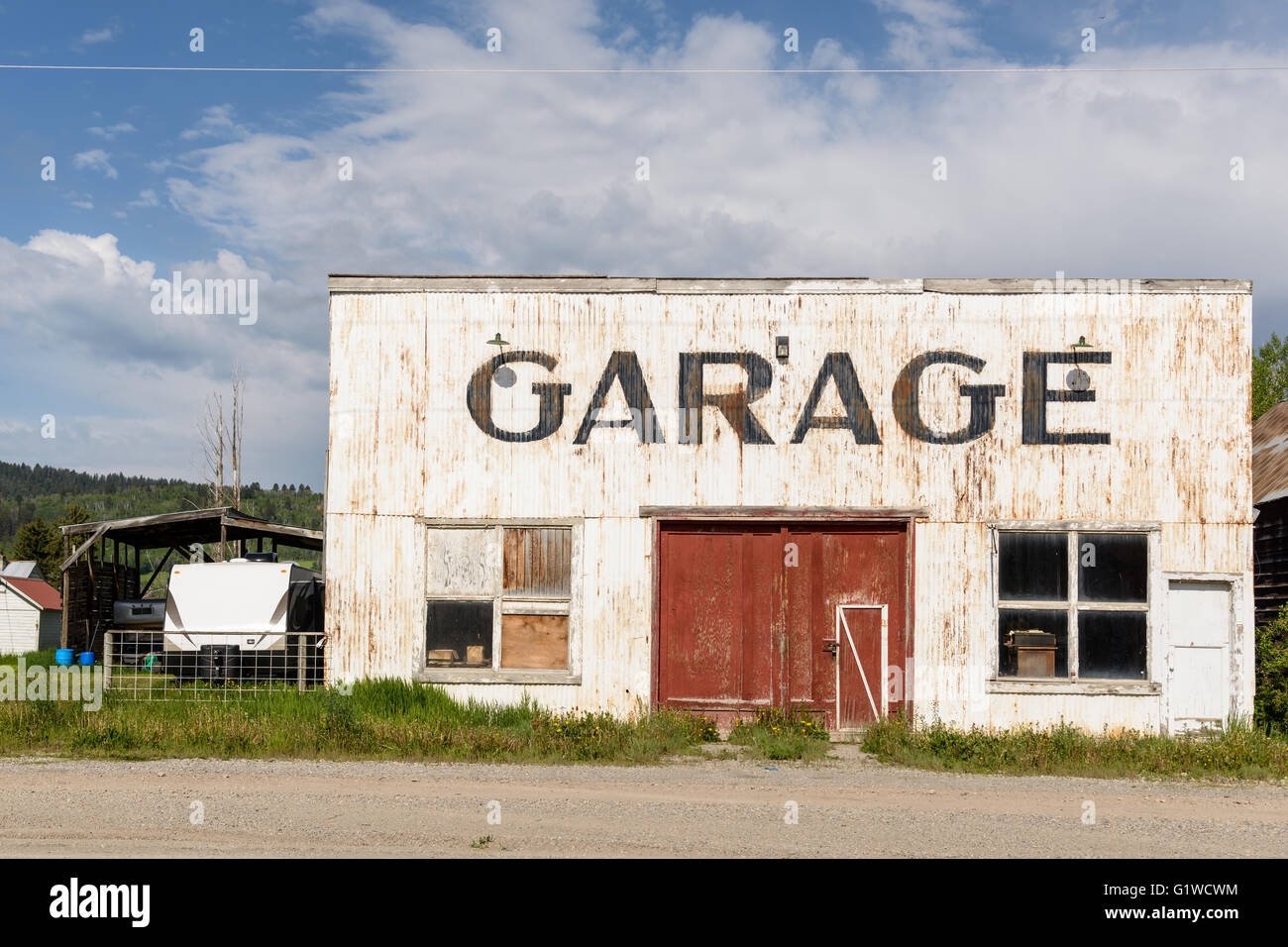 Garage vintage hi-res stock photography and images - Alamy
