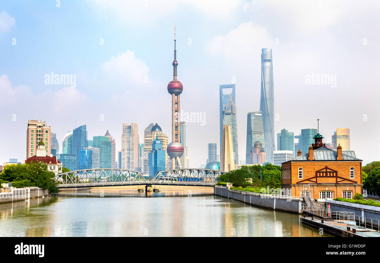 Shanghai urban scenery hi-res stock photography and images - Alamy