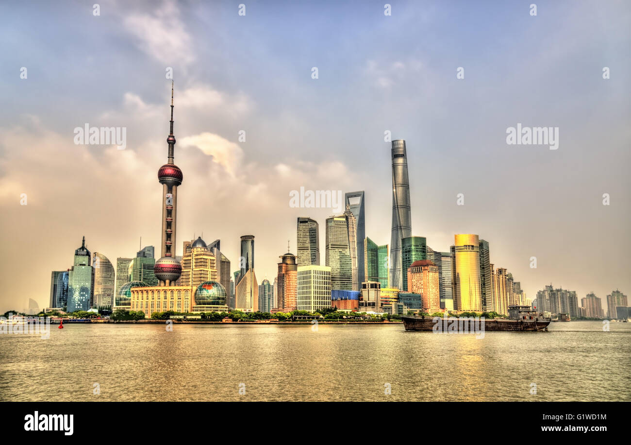 Shanghai river waitan hi-res stock photography and images - Alamy