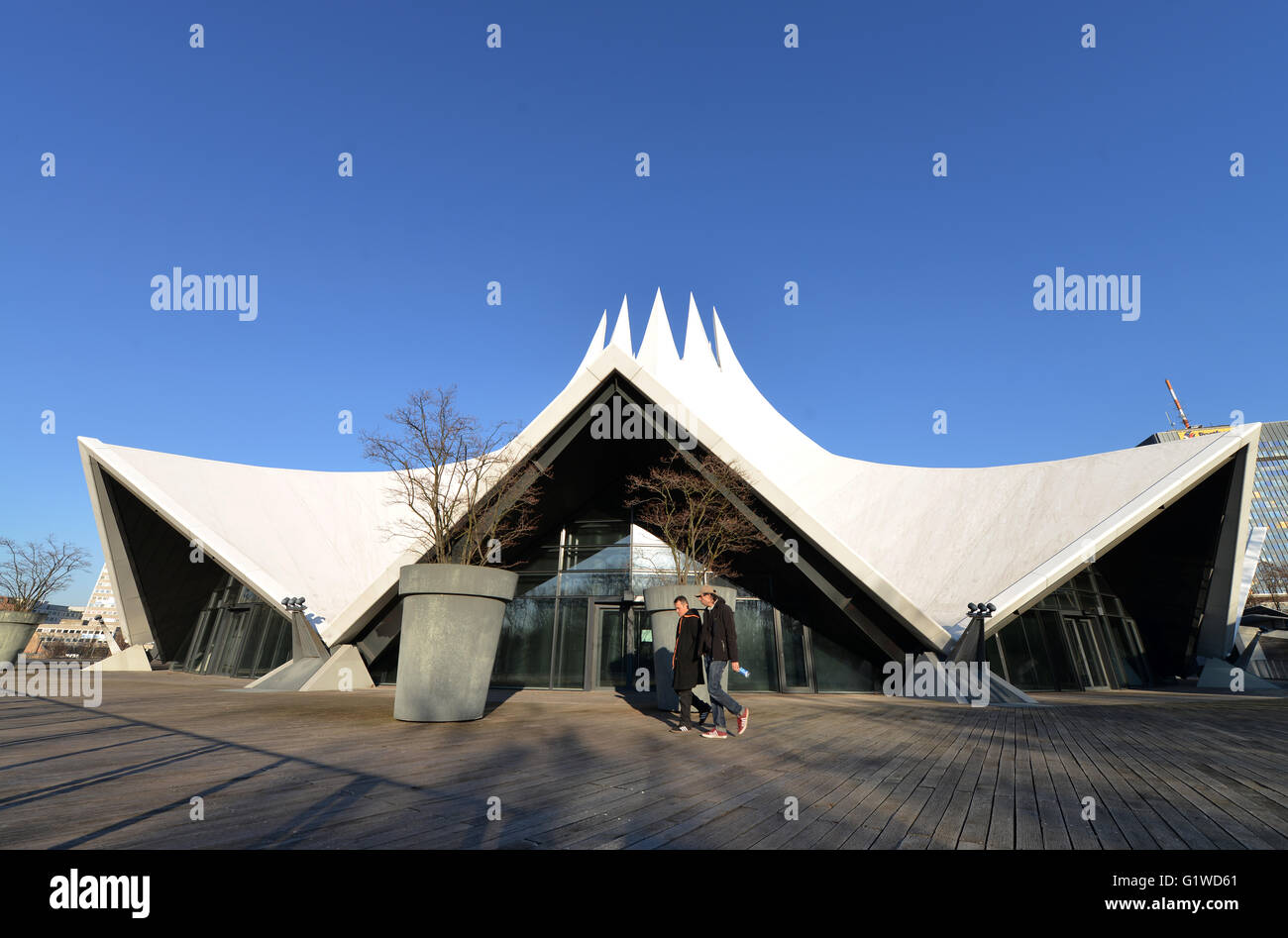Berlin germany roof tempodrom hi-res stock photography and images - Alamy