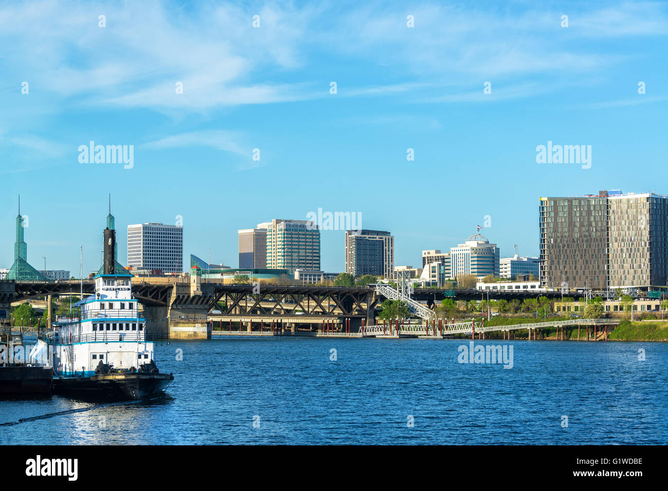 Beautiful waterfront view of Portland, Oregon and the Willamette River ...