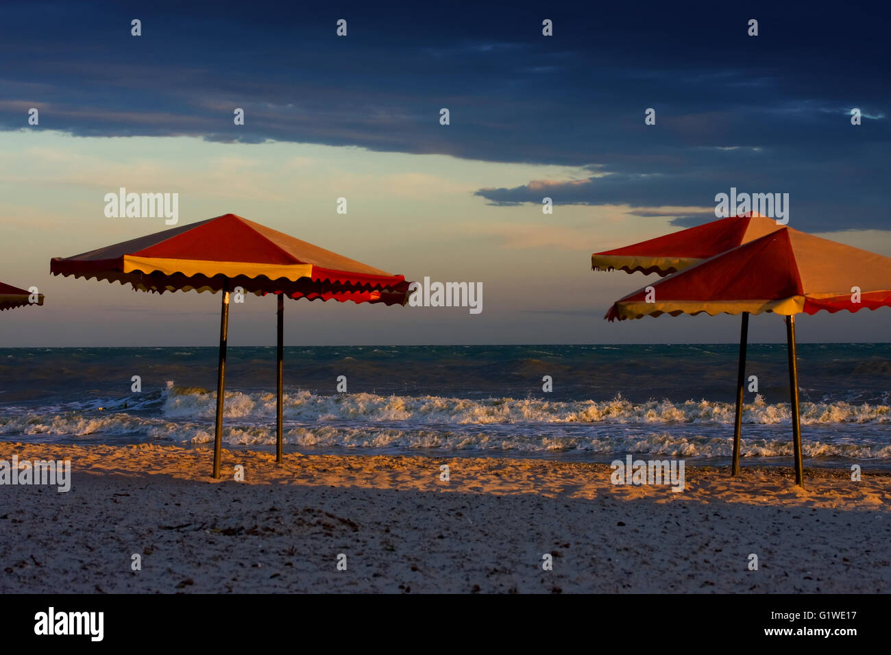 Bad weather beach sand sea hi-res stock photography and images - Alamy