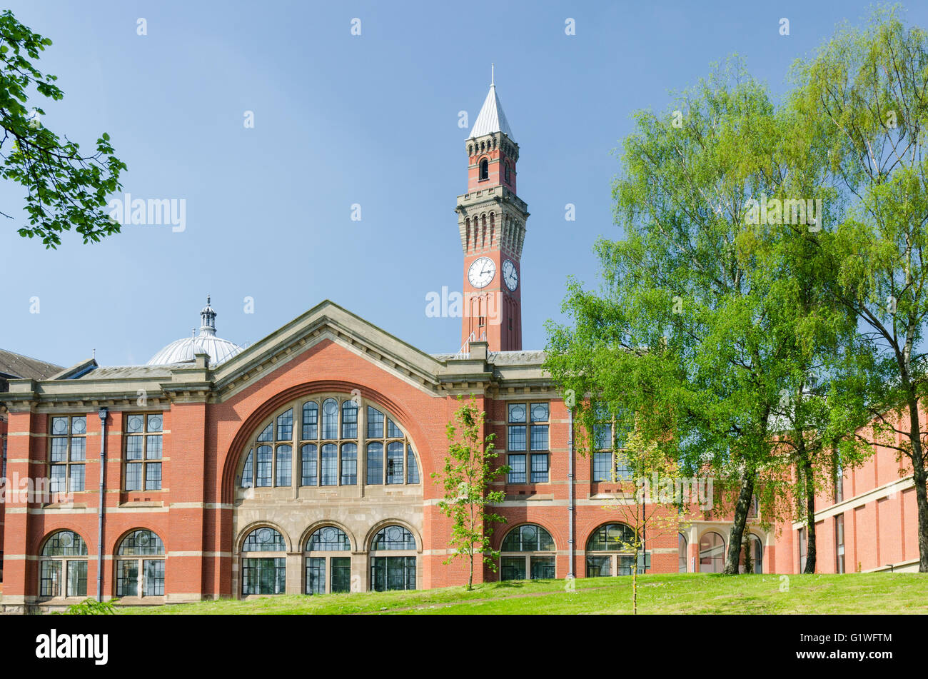 Birmingham University campus with Old Joe clock tower in the background ...