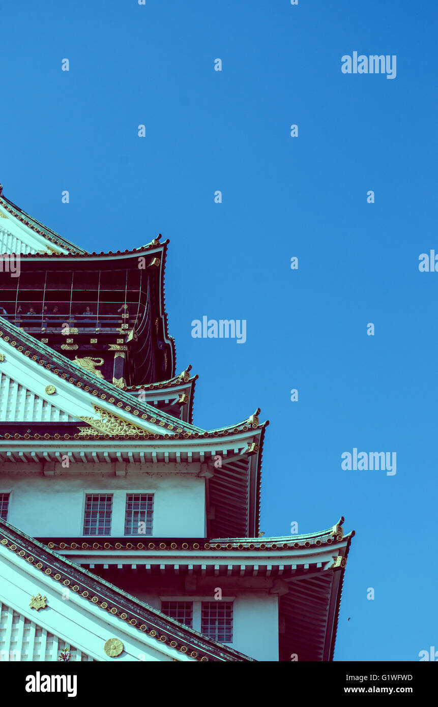 Japan castle roof hi-res stock photography and images - Alamy