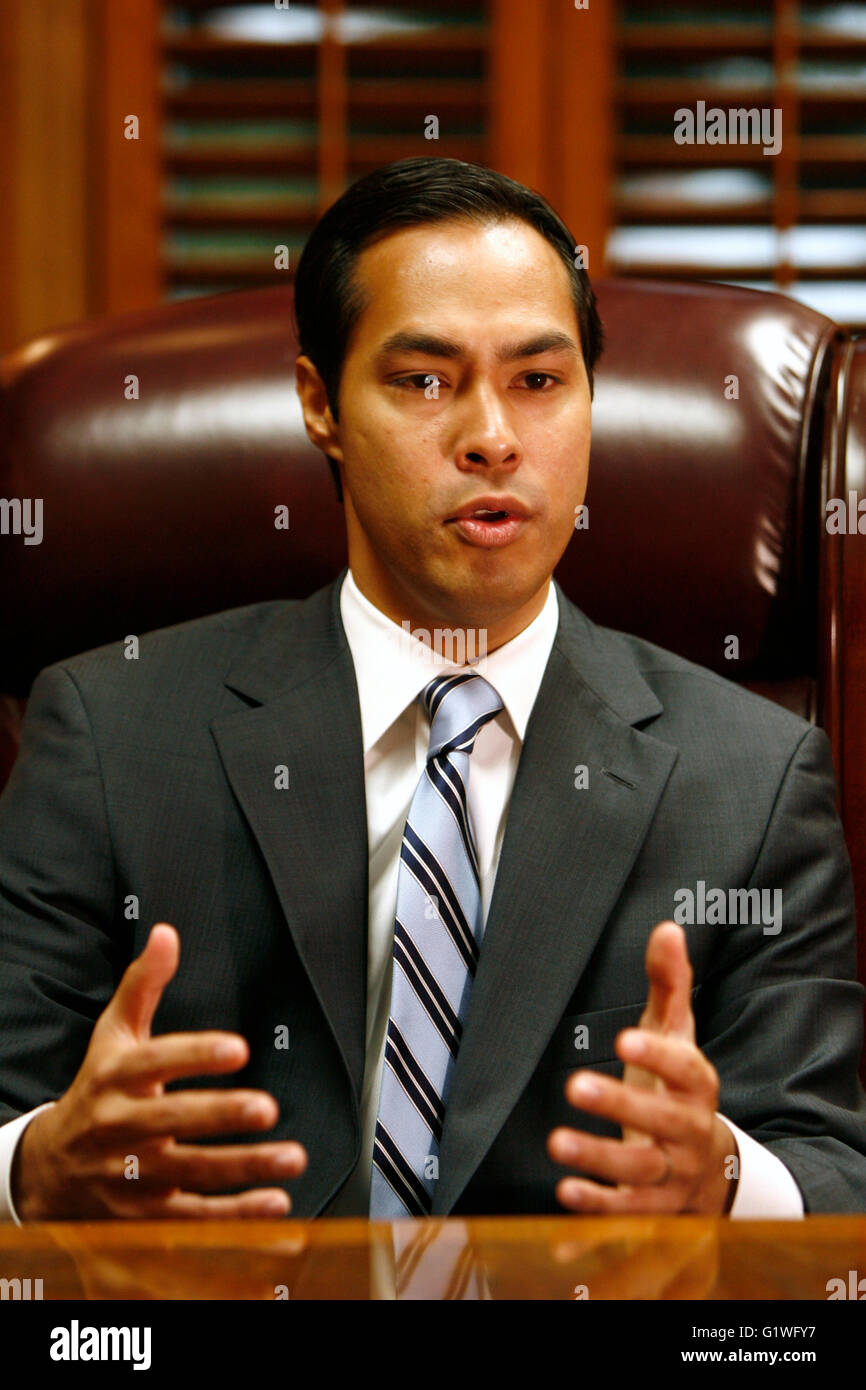 Julian Castro Mayor High Resolution Stock Photography and Images - Alamy