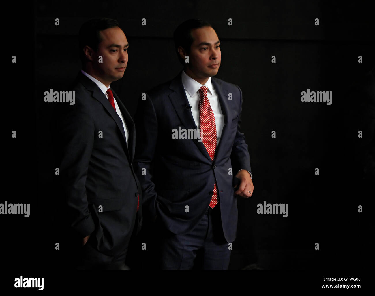 San Antonio Mayor Julian Castro, right, with his twin brother U.S ...