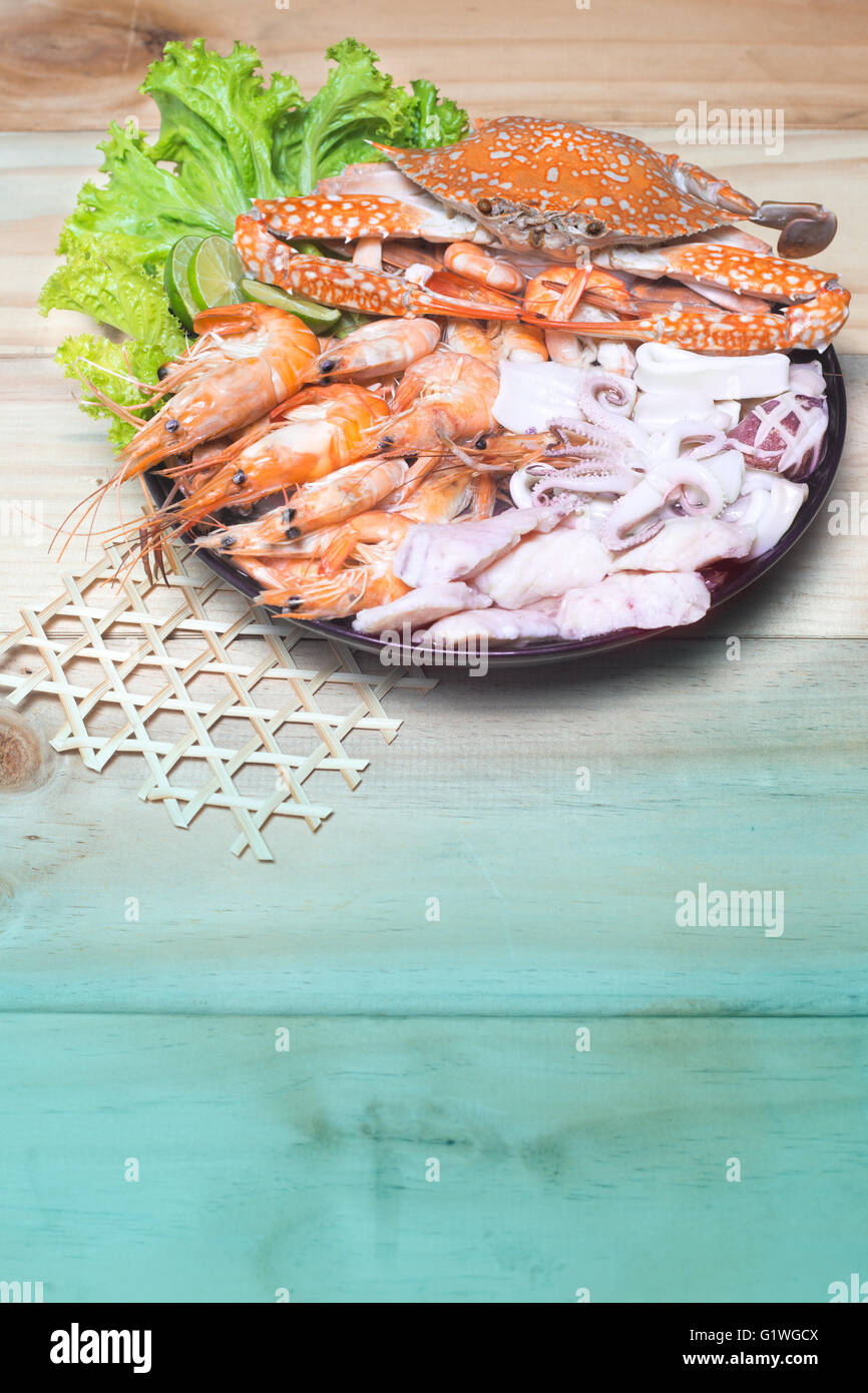 Mixed seafood platter hi-res stock photography and images - Alamy