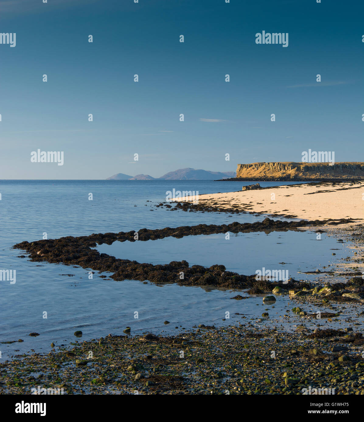 Crystalline hi-res stock photography and images - Alamy