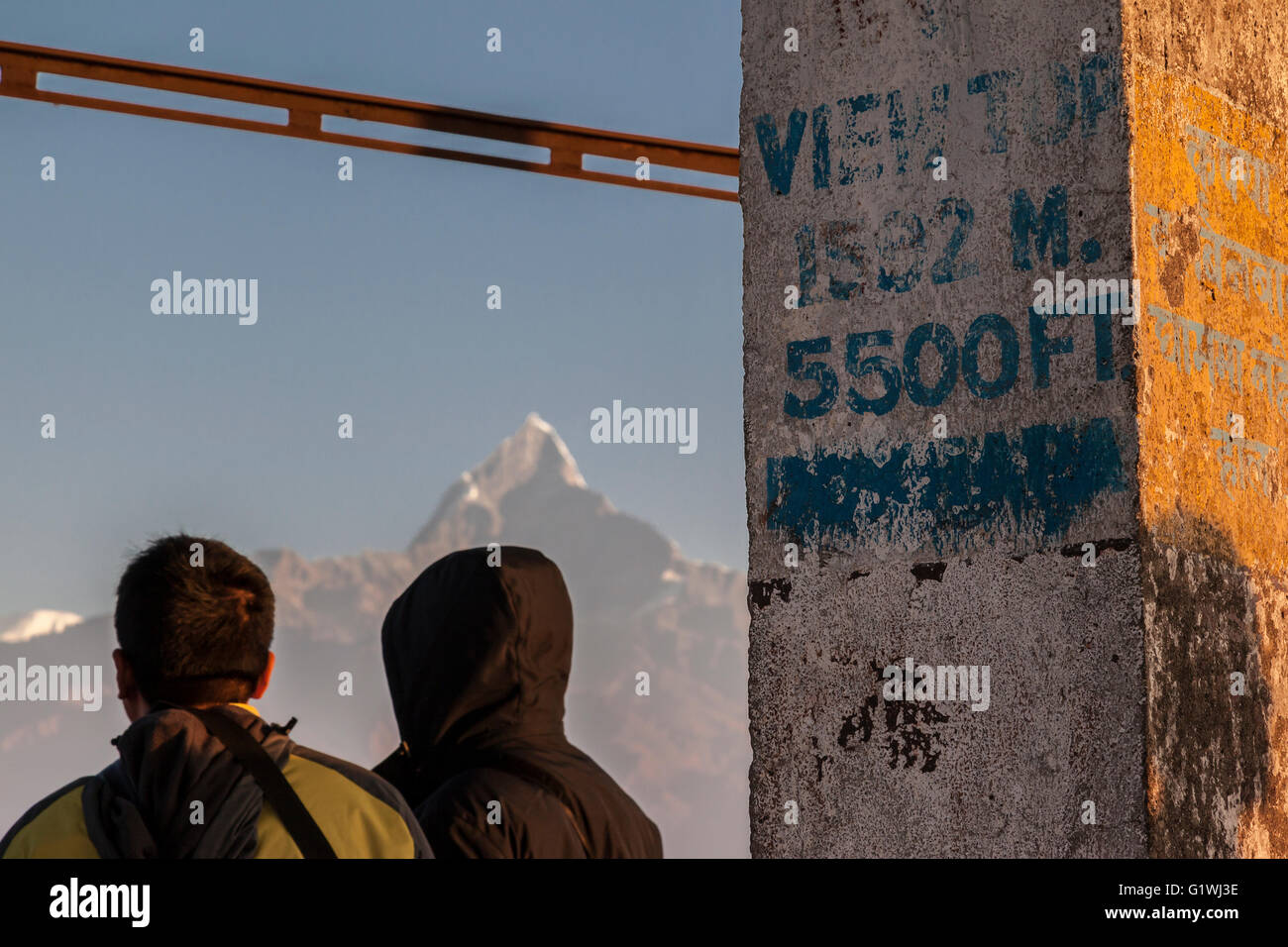 Nepal pokhara annapurna range dawn hi-res stock photography and images ...