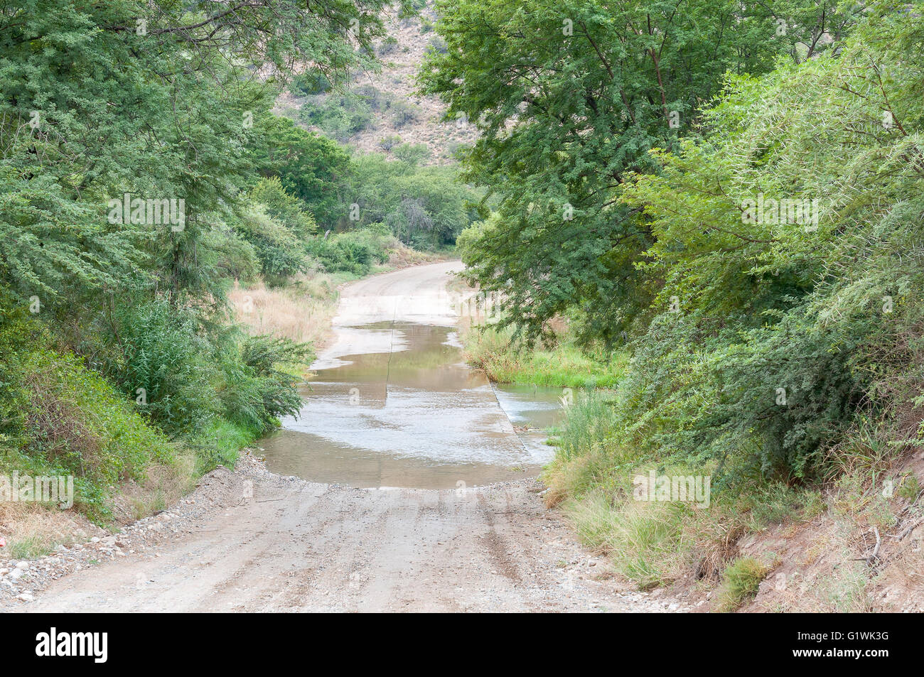 The road through the Baviaanskloof (baboon valley) crosses the Baviaans ...