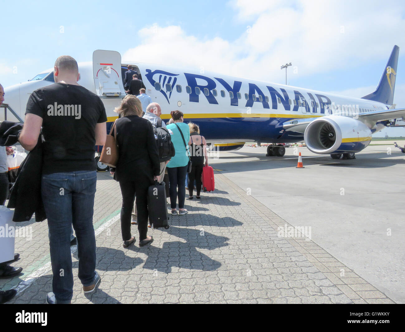 Ryanair Boeing 737 plane from the budget airline Stock Photo - Alamy