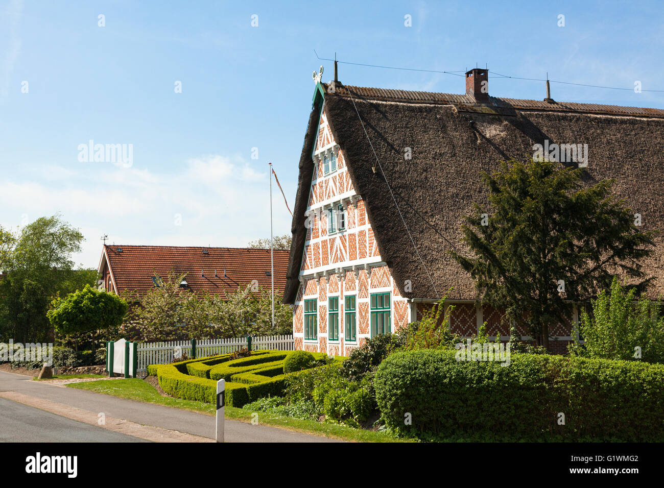 Thatched Roof Farm House High Resolution Stock Photography and Images ...