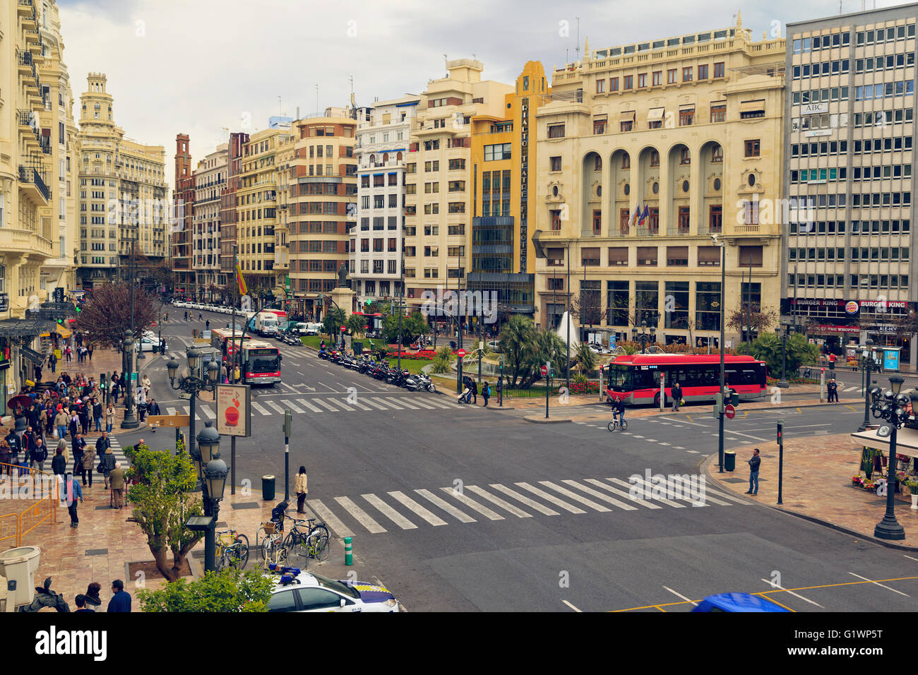 Valencia street scene hi-res stock photography and images - Alamy